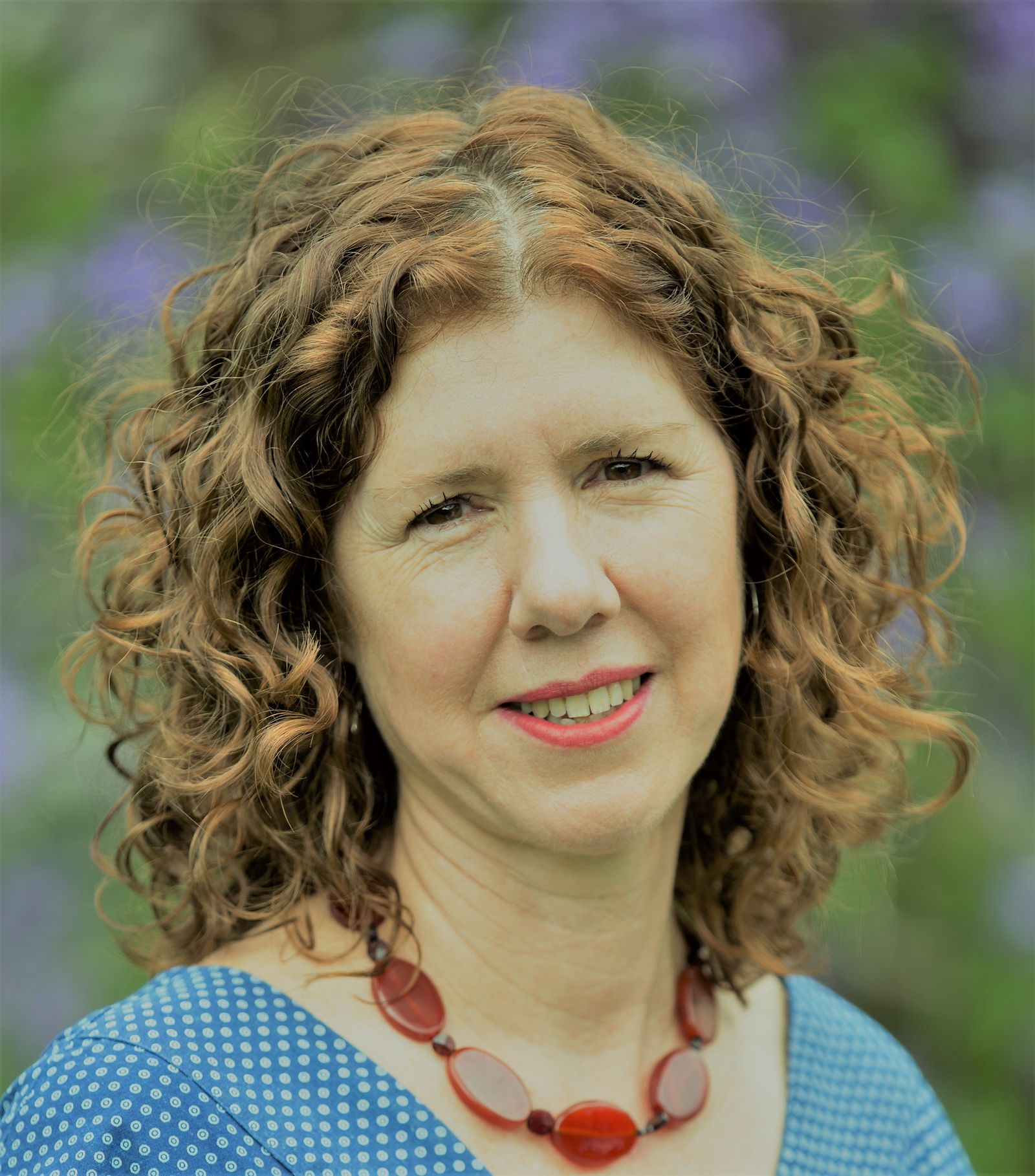 Get the professional fundraising support you need to thrive in the NPO space